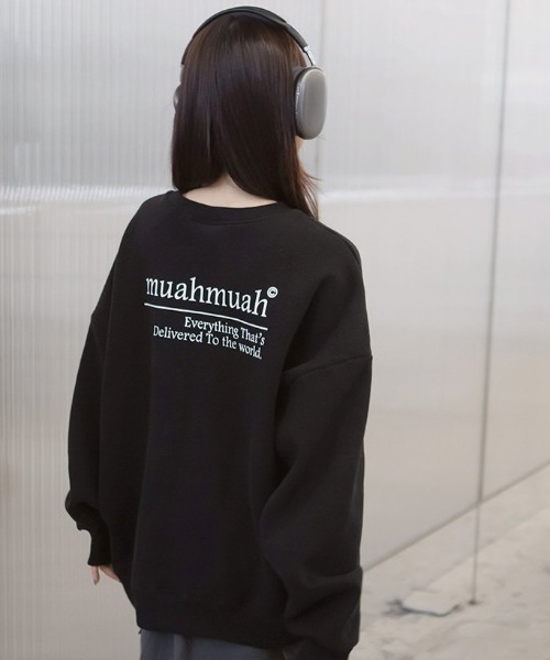 A'GEM/9 × .kom『muah muah/ムーアムーア』LETTERING LOGO MTM/レタリングロゴ スウェット ...