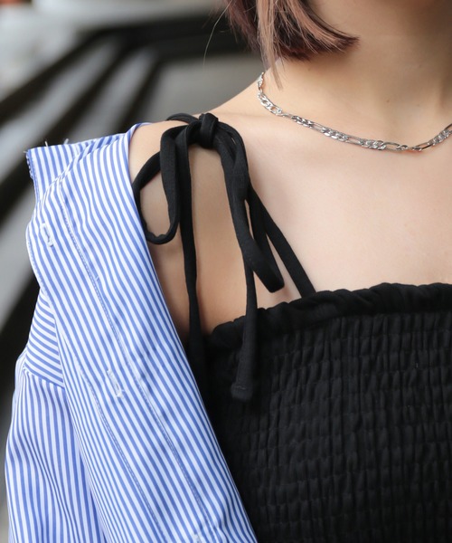 SPINNS（スピンズ）の「【一枚で着られるカップ付き】肩リボンデザイン シャーリングキャミソール（キャミソール）」 - WEAR