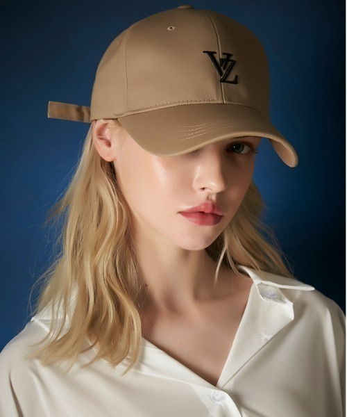 VARZAR（バザール）の「VARZAR(バザール)/3D Monogram logo over fit ball cap/3D モノグラム ロゴ オーバーフィット ベースボール キャップ ...