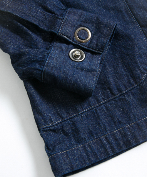 OURET（オーレット）の「コーチジャケット - 8ozミリタリーデニムワンウォッシュ -（ブルゾン）」 - WEAR