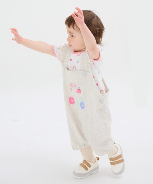 moimoln（モイモルン）の「【ERIC CARLE X moimoln】FRUITモノグラムTシャツ＆オーバーオール（サロペット/オーバーオール）」 - WEAR