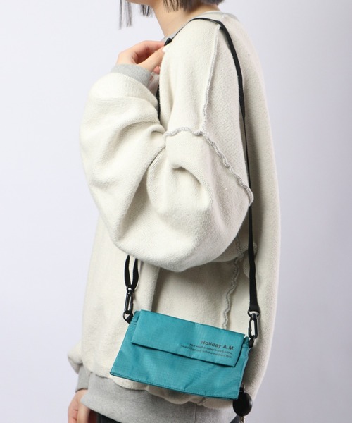 Ree&Mee（リーアンドミー）の「Ree&Mee リップ ワンデイ サコッシュ スクエアショルダー ミニバッグ（ショルダーバッグ）」 - WEAR