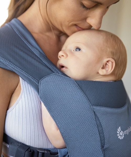 DADWAY（ダッドウェイ）の「エルゴベビー EMBRACE Soft Air(エンブレース ソフトエア)（抱っこ紐/ベルトカバー/スリング）」 - WEAR