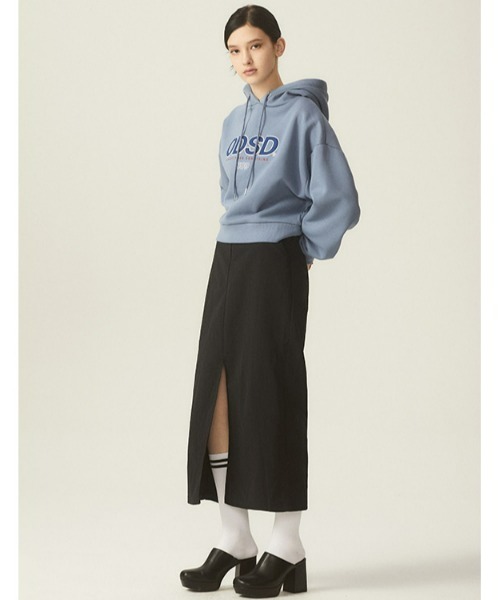 ODD STUDIO（オッドスタジオ）の「A'GEM/9 × .kom『ODD STUDIO/オッドスタジオ』 ODSD Logo Cropped Hoodie/ロゴクロップ フーディー ...