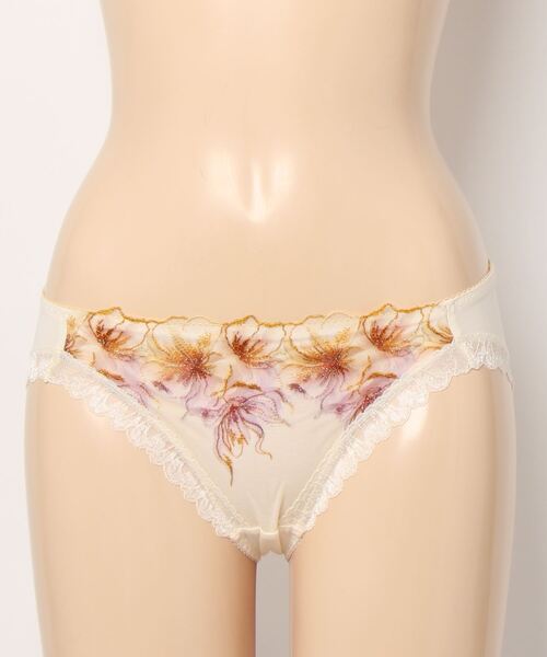 Triumph（トリンプ）の「天使のブラ(R) 魔法のハリ感586 レギュラーショーツ TR586 Hikini（ショーツ）」 - WEAR