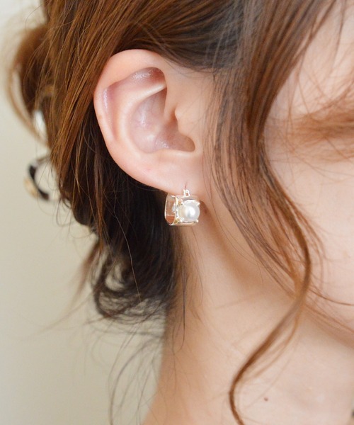 【セール】ニッケルフリー スクエアフープパールピアス（ピアス（両耳用））｜styiro（スタイロ）のファッション通販 - ZOZOTOWN