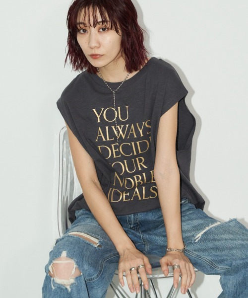 メタリックプリントルーズロゴTEE（Tシャツ/カットソー）｜Auntie Rosa Holiday（アンティローザホリデー）のファッション通販 ...