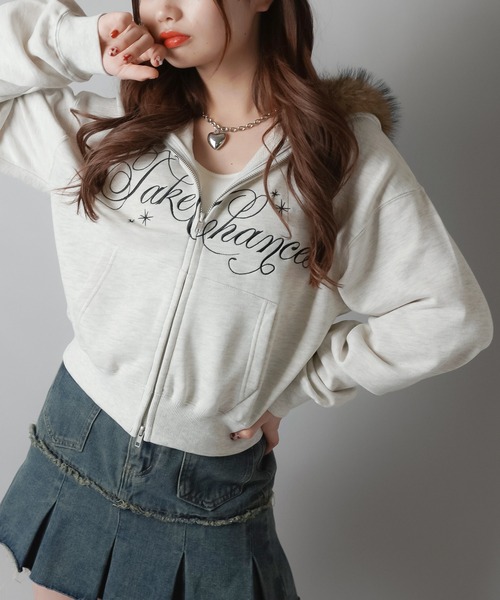 SPINNS（スピンズ）の「フードファー ショート丈ジップパーカー（パーカー）」 - WEAR