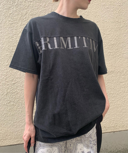 AMERI（アメリ）の「PRIMITIVE RUBBER TEE（Tシャツ/カットソー）」 - WEAR