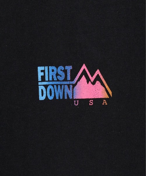 FIRST DOWN（ファーストダウン）の「FIRSTDOWN/ファーストダウン/カラーロゴ Tシャツ/COLOR LOGO S/ST（Tシャツ/カットソー）」 - WEAR