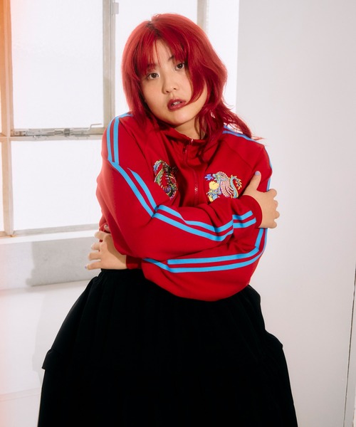 PUNYUS（プニュズ）の「ドラゴン刺繍ショートジャージトップ（ジャージ）」 - WEAR