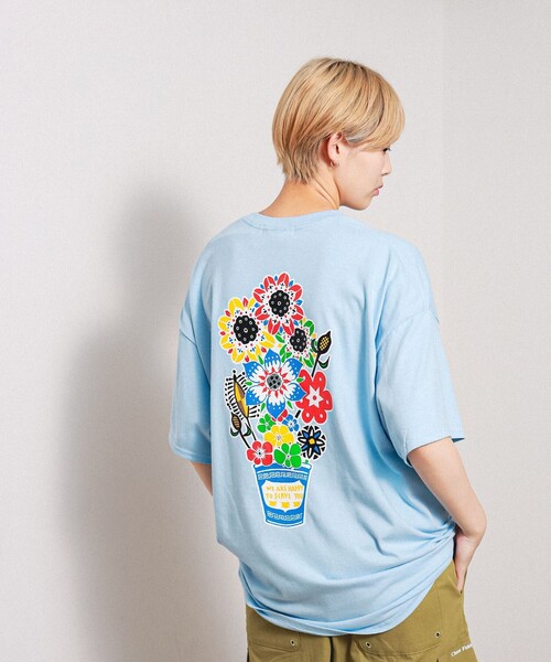 BEAMS T（ビームスティー）の「PUTS × BEAMS T / FLOWER T-SHIRT by Winiche & Co.（Tシャツ/カットソー）」 - WEAR