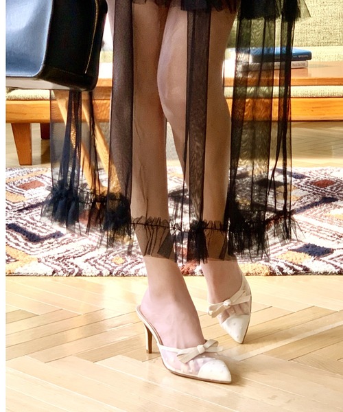 R&E（アールアンドイー）の「【25SS新作】【R&E】“2Way使用可能！” ハートチュール×リボンミュールパンプス（パンプス）」 - WEAR