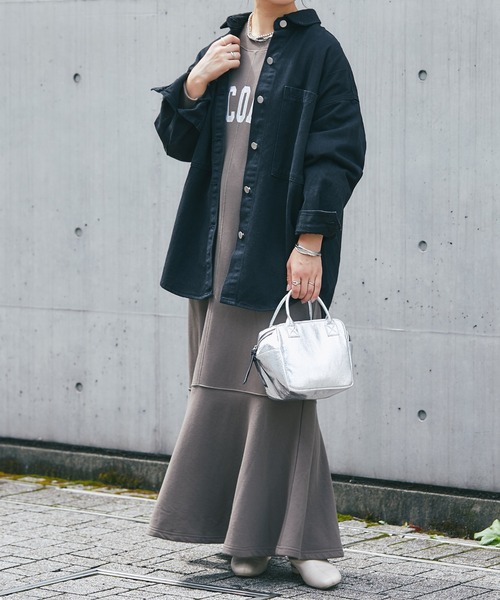 un dix cors（アンディコール）の「キューブボックスメタリック2WAYバッグ（ショルダーバッグ）」 - WEAR