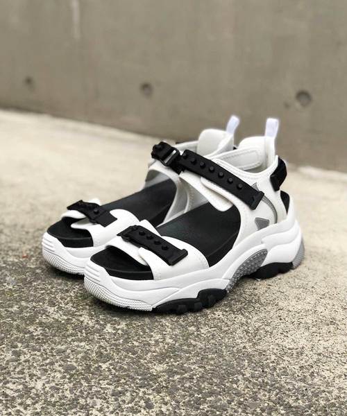 ASH（アッシュ）の「【ADAPT】WH チャンキースニーカーサンダル（サンダル）」 - WEAR