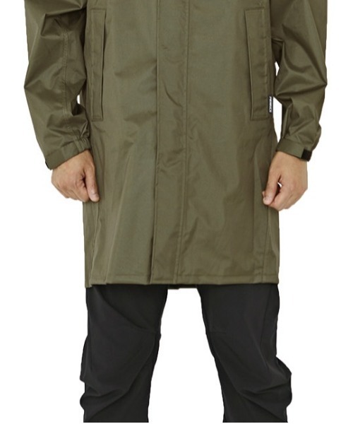 Kajimeiku（カジメイク）の「PIRARUCU ピラルク 7590 レインシェイカー バッグインコート（レインコート/ポンチョ）」 - WEAR