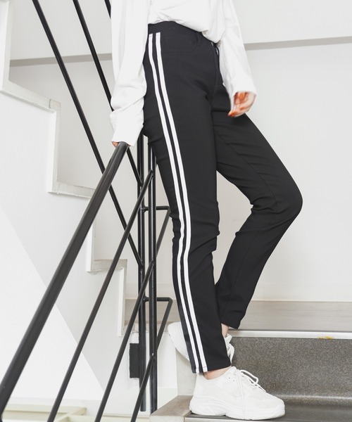 Magic Legs 裏起毛スキニーパンツ（デニムパンツ）｜NAVY（ネイビー）のファッション通販 - ZOZOTOWN