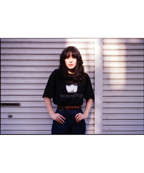ZOZOVILLA（ゾゾヴィラ）の「【AKINA NAKAMORI × ZOZOVILLA】スローモーション（Tシャツ/カットソー）」 - WEAR