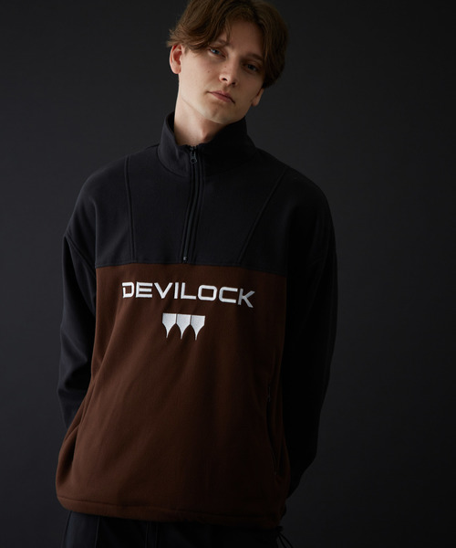 DEVILOCK（デビロック）の「【DEVILOCK】《別注》ビッグシルエット 切替 ロゴ 刺繍 ハーフジップ プルオーバー（スウェット）」 - WEAR