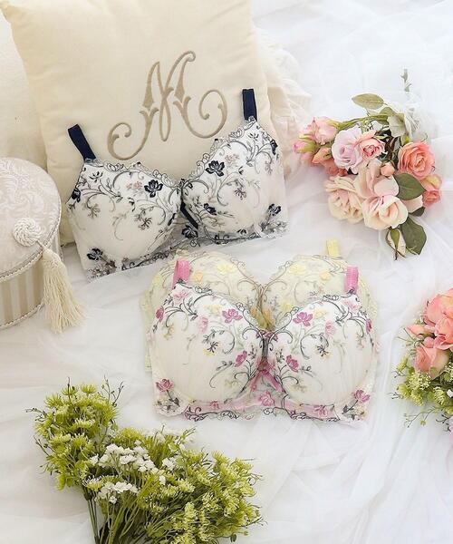 Risa Magli（リサマリ）の「カトリーヌ ブラジャー（ブラジャー）」 - WEAR