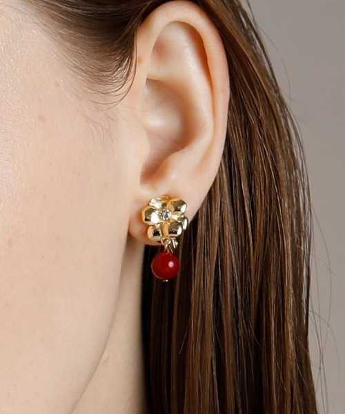 日本製JewCas Velbe フラワーモチーフ赤玉エアフィットイヤリング[JC4725]（イヤリング）｜JewCas（ジュアキャス）の ...