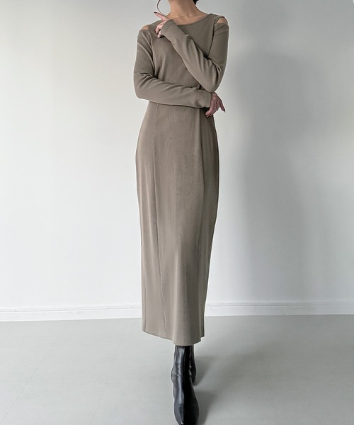 JUNOAH（ジュノア）の「肩カットアウトリブワンピース（ワンピース）」 - WEAR