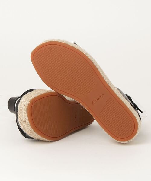 Clarks（クラークス）の「【ネット限定】 Kimmei Ivy / キメイアイビー（ブラックレザー）（サンダル）」 - WEAR