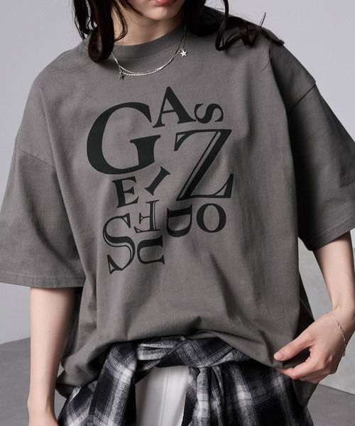 nui nullu（ヌイヌル）の「【nui nullu】英字ロゴレタリングビッグTシャツ（Tシャツ/カットソー）」 - WEAR