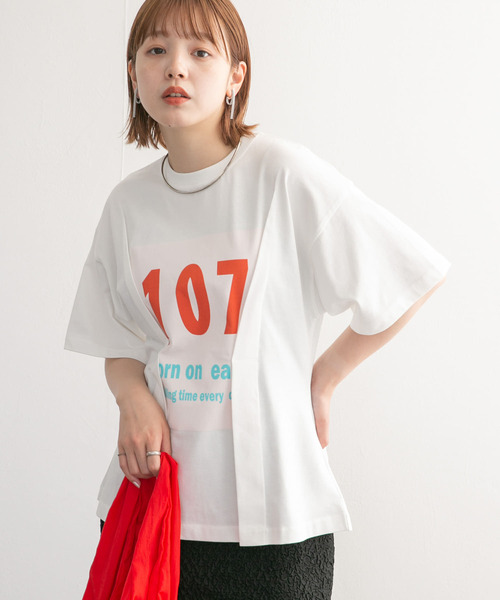KBF（ケイビーエフ）の「ウエストタックナンバリングTEE（Tシャツ/カットソー）」 - WEAR