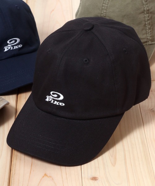Piko（ピコ）の「PIKO ロゴ刺繍ローキャップ（キャップ）」 - WEAR