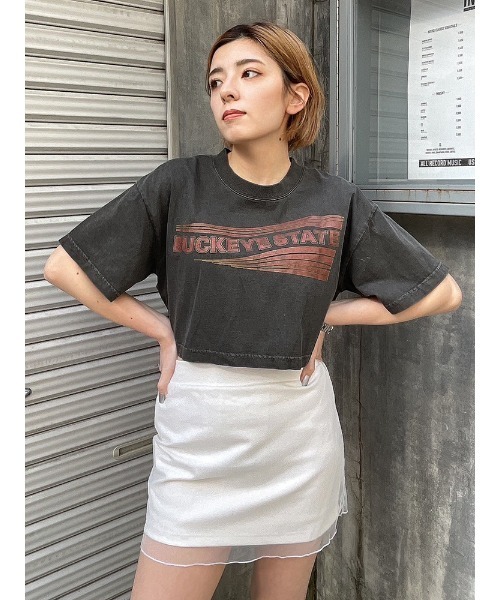 ENVYM（アンビー）の「ヴィンテージプリントクロップドT（Tシャツ/カットソー）」 - WEAR