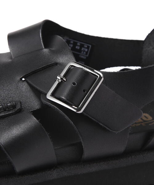 Clarks（クラークス）の「CLARKS/クラークス Meare Buckle メンズメアバックル （ブラックレザー）（サンダル）」 - WEAR