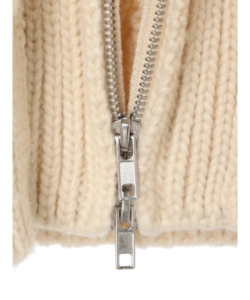 KBF（ケイビーエフ）の「KBF ハンドステッチケーブルZIPアウター（カーディガン/ボレロ）」 - WEAR