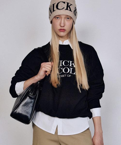 NICK&NICOLE（ニックアンドニコール）の「CASHMERE LETTERING JAQUARD BEANIE_BEIGE（ニット ...