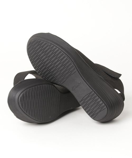 Clarks（クラークス）の「Reedly Jump / リードリージャンプ (ブラックヌバック)（サンダル）」 - WEAR