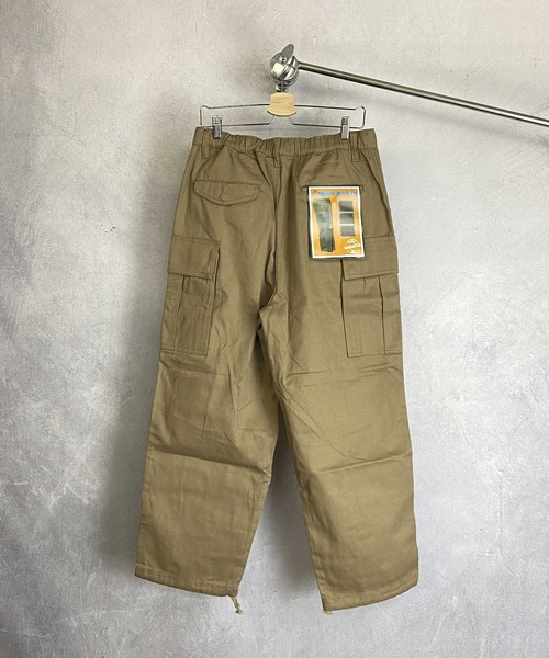 Beno（ビーノ）の「HEAVY COTTON TWILL / WIDE CARGO PANTS（カーゴパンツ）」 - WEAR