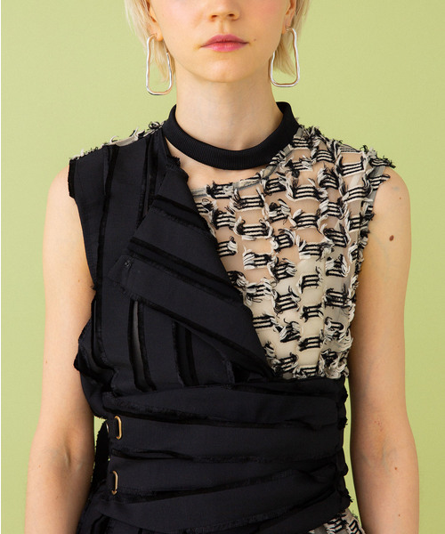 UNITED TOKYO（ユナイテッドトウキョウ）の「ドミノカットジャガードブラウス（シャツ/ブラウス）」 - WEAR