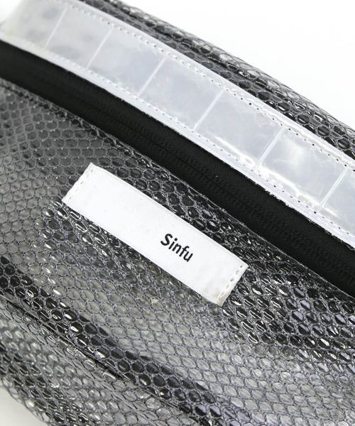 Sinfu（シンフ）の「【Sinfu/シンフ】vinyl waist bag（ボディバッグ/ウエストポーチ）」 - WEAR