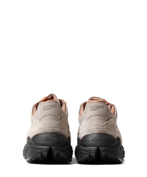 BUTTERO（ブッテロ）の「B7350 スエードダッドスニーカー（スニーカー）」 - WEAR
