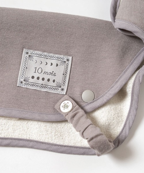 10mois（ディモワ）の「【10mois】 サラウンドパッド (よだれカバー) グレージュ（抱っこ紐/ベルトカバー/スリング）」 - WEAR