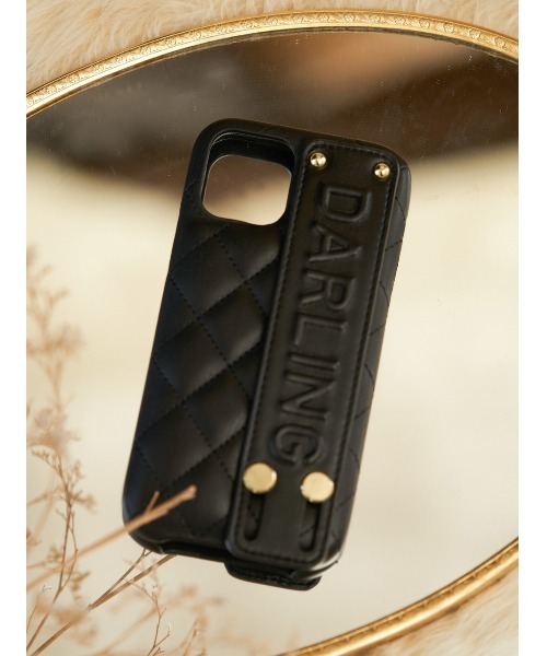 Darich（ダーリッチ）の「エンボスキルティングiPhoneケース（スマホグッズ）」 - WEAR