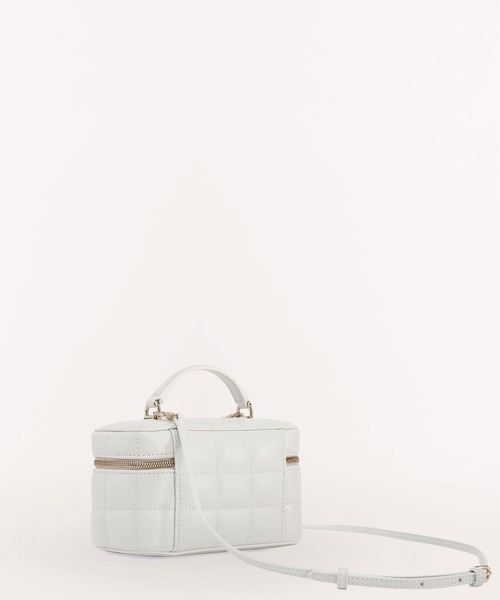 FURLA（フルラ）の「FURLA CAMELIA VANITY CASE（ポーチ）」 - WEAR