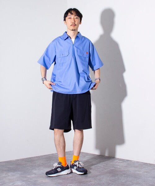 UNIVERSAL OVERALL（ユニバーサルオーバーオール）の「【限定展開】【UNIVERSAL OVERALL/ユニバーサルオーバーオール】 ハーフ ZIP SHIRTS 半袖シャツ ...