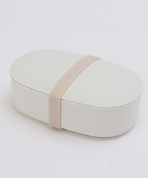 212 KITCHEN STORE（トゥワントゥキッチンストア）の「ansio oval ランチボックス 500ml WH（お弁当箱）」 - WEAR