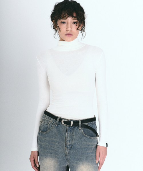 NICK&NICOLE（ニックアンドニコール）の「NICOLE LABEL TURTLENECK TOP_WHITE（Tシャツ/カットソー ...