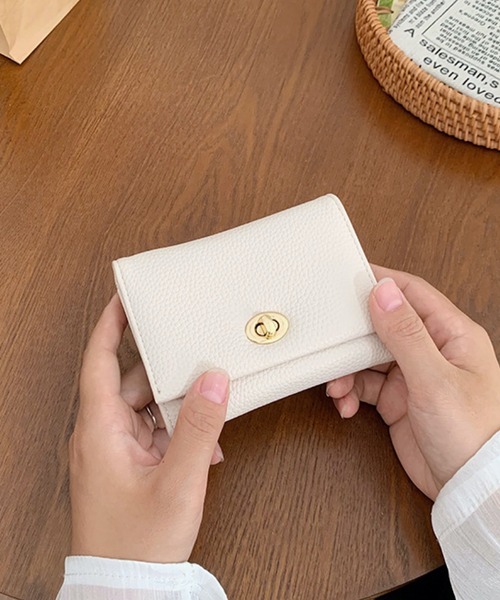 【セール】urbanfemine./レトロデザイン財布 U7533（財布）｜TONE SELECT GOODS（トーンセレクトグッズ）の ...