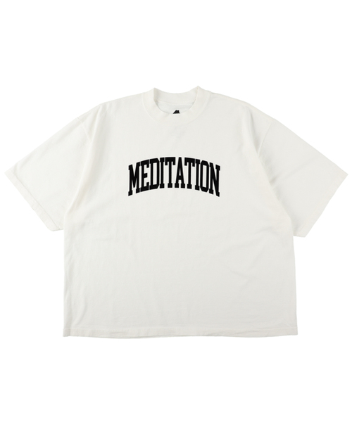 is-ness（イズネス）の「【ISNESS MUSIC / イズネスミュージック】MEDITATION FLOCKY PRINT T-S（T ...