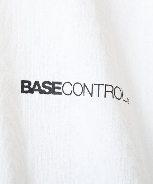 BASECONTROL（ベースコントロール）の「 バイカラーデザインコットンワイドシルエットバックプリントTシャツ（Tシャツ/カットソー）」 - WEAR