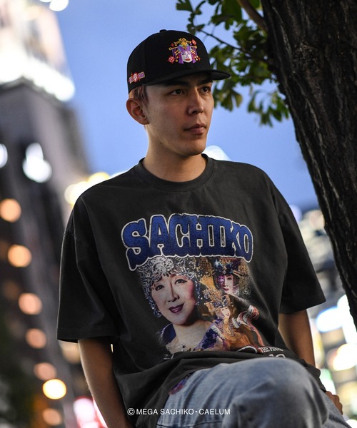 LFYT（エルエフワイティー）の「LFYT × MEGA SACHIKO - メガ幸子 スナップバックキャップ [SNAP BACK LE231430]（キャップ）」 - WEAR