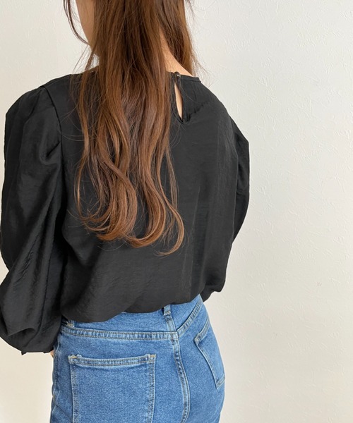 ISOOK（アイスー）の「【ZOZOTOWN限定】Sheer balloon sleeve blouse / シアーバルーンスリーブブラウス（シャツ/ブラウス）」 - WEAR